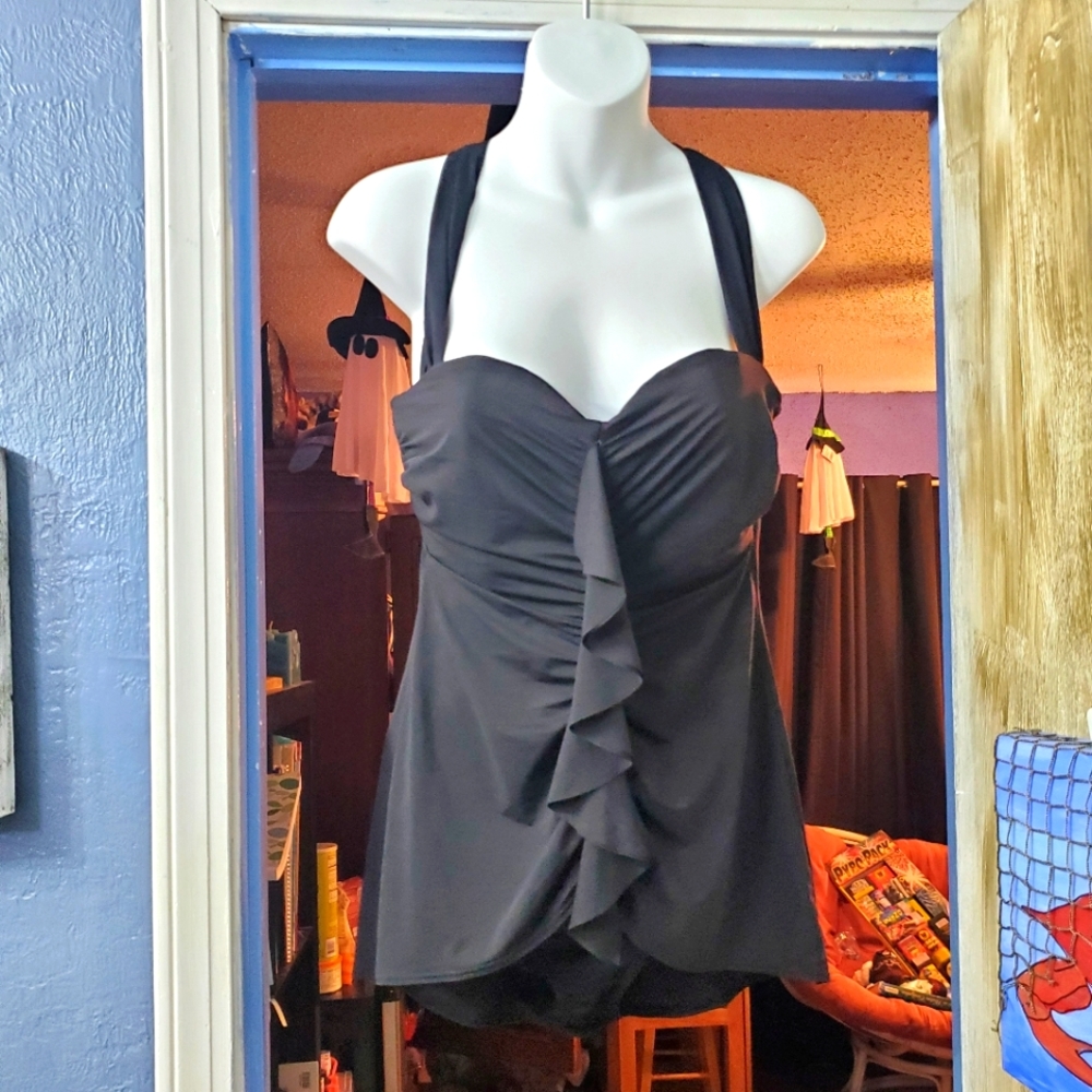 Lands End Black Vintage Ruffle Swim Suit Size 10 - Gem